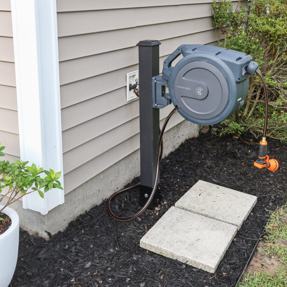 How to Easily Hang Decor on Vinyl Siding with No Damage - Angela Marie Made
