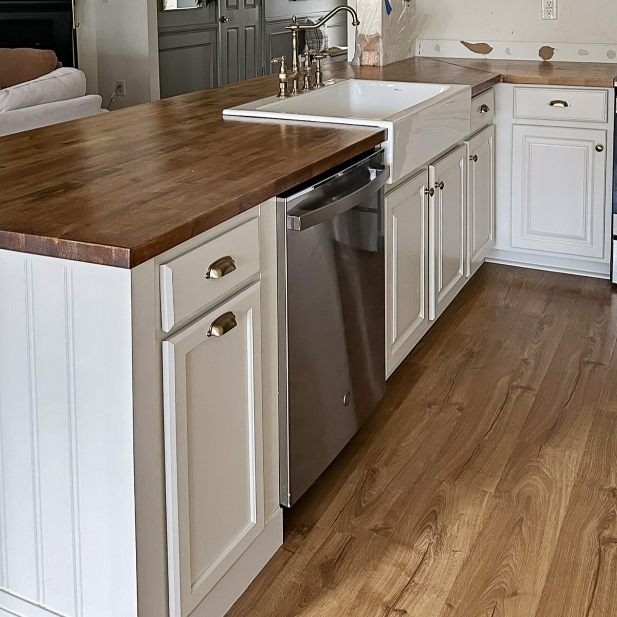 Kitchen Progress: Removing a Two Tiered Kitchen Island Countertop ...